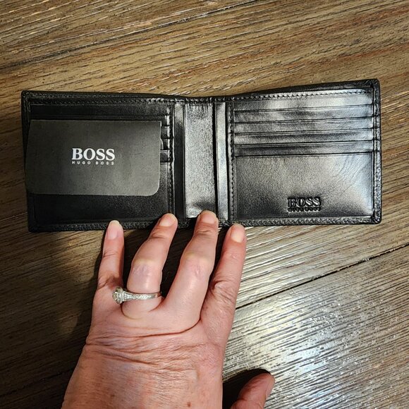 Hugo Boss | Bags | Hugo Boss Mens Pebbled Leather Bifold Wallet Nib Black | Poshmark